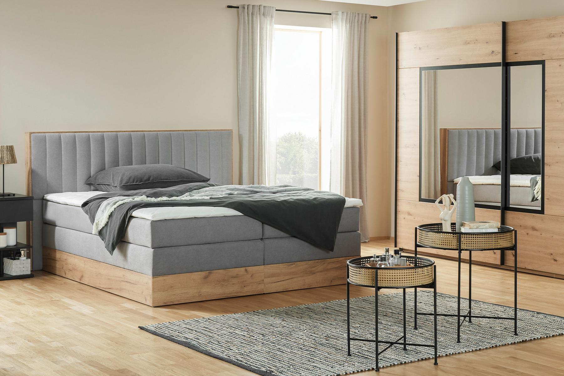 Boxspring postelje: pravi luksuz za spanje | mömax.si