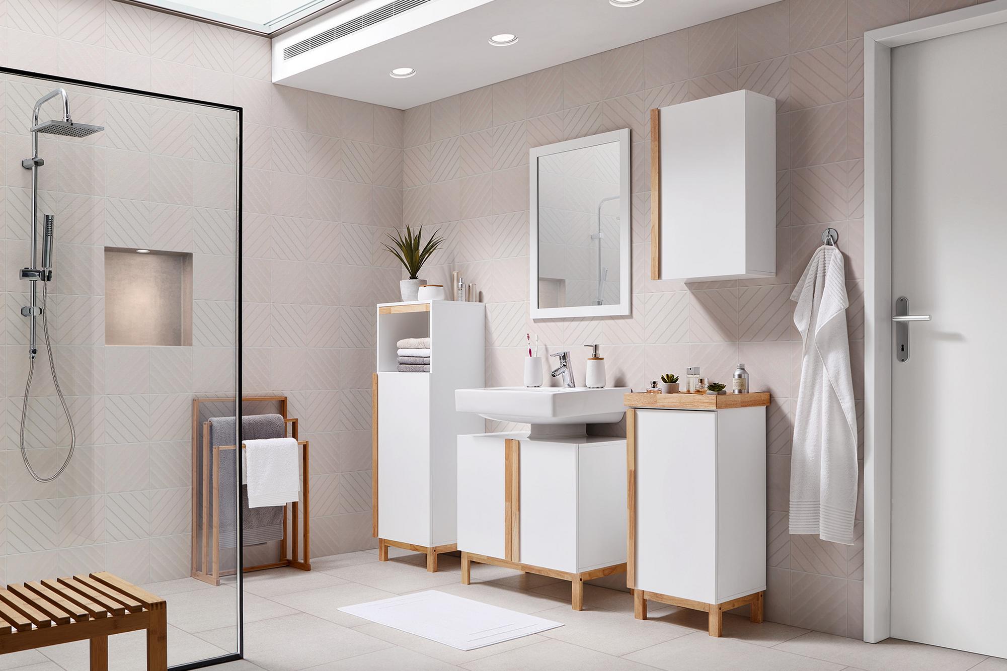 Samo na spletu | mömax.si