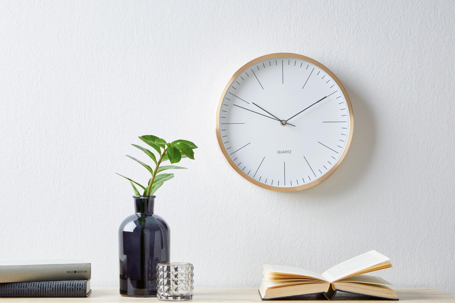 Stenske ure in namizne ure | mömax.si