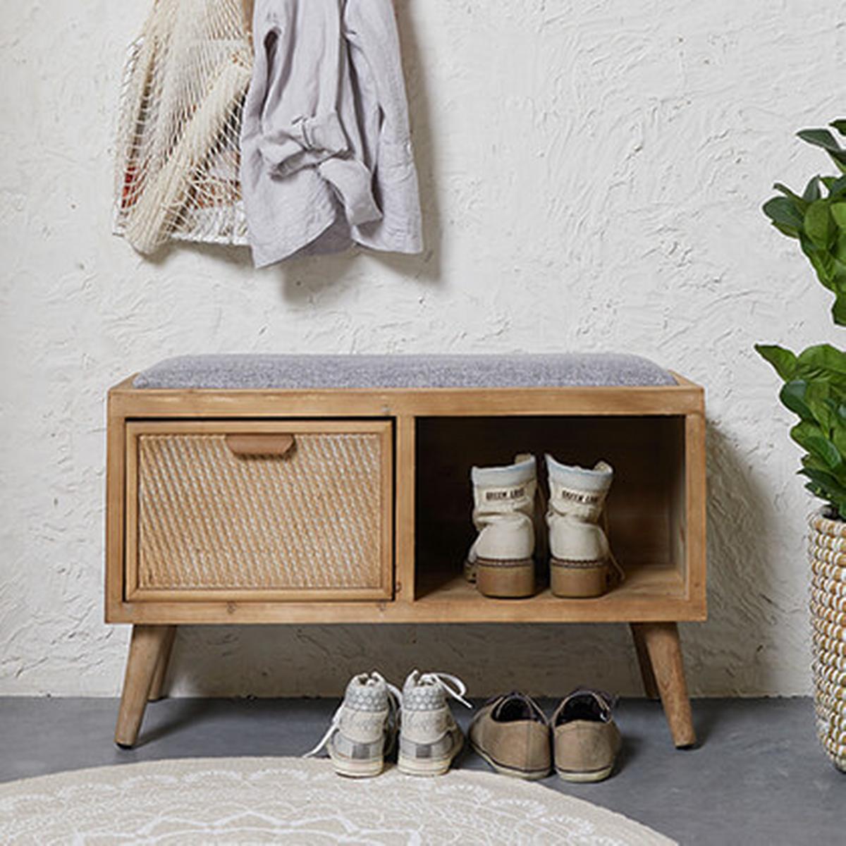 Pohištvo za predsobe, garderobe in hodnike | mömax.si